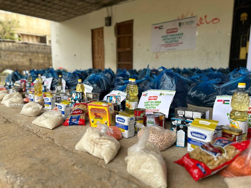 Yakesma Sumbar Kirim Bantuan 1.440 Paket Pangan untuk Pengungsi ...